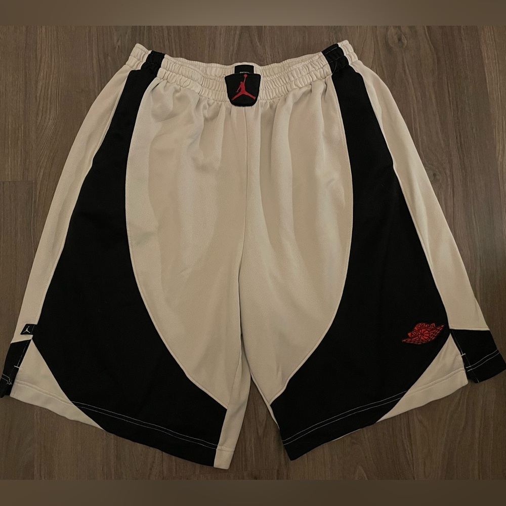 Air Jordan Men White And Black Shorts - Gem